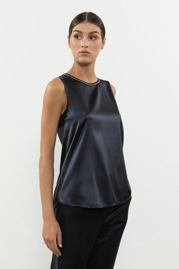 Essential and Iconic Tops – Peserico